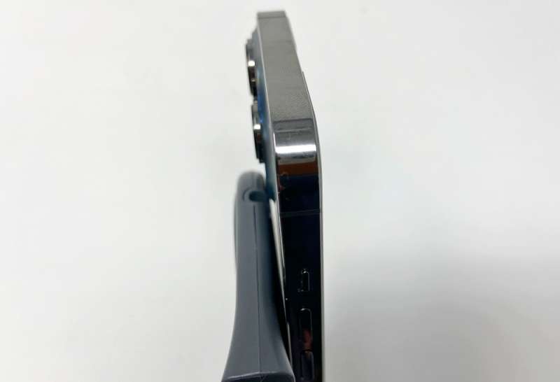 STM Goods MagArm review - Now your iPhone can hang out with your ...