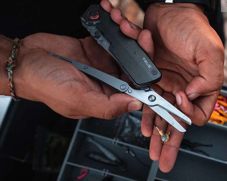 Here's a multi-tool with real scissors - The Gadgeteer