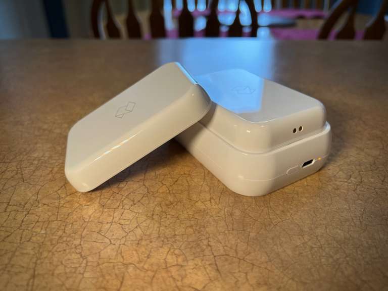 Zero Wireless Qi Pad and Travel Cube review - portable power in the ...