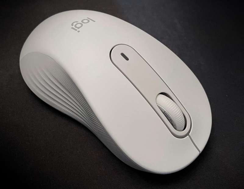 Logitech Signature M650 wireless mouse review - your silent partner ...