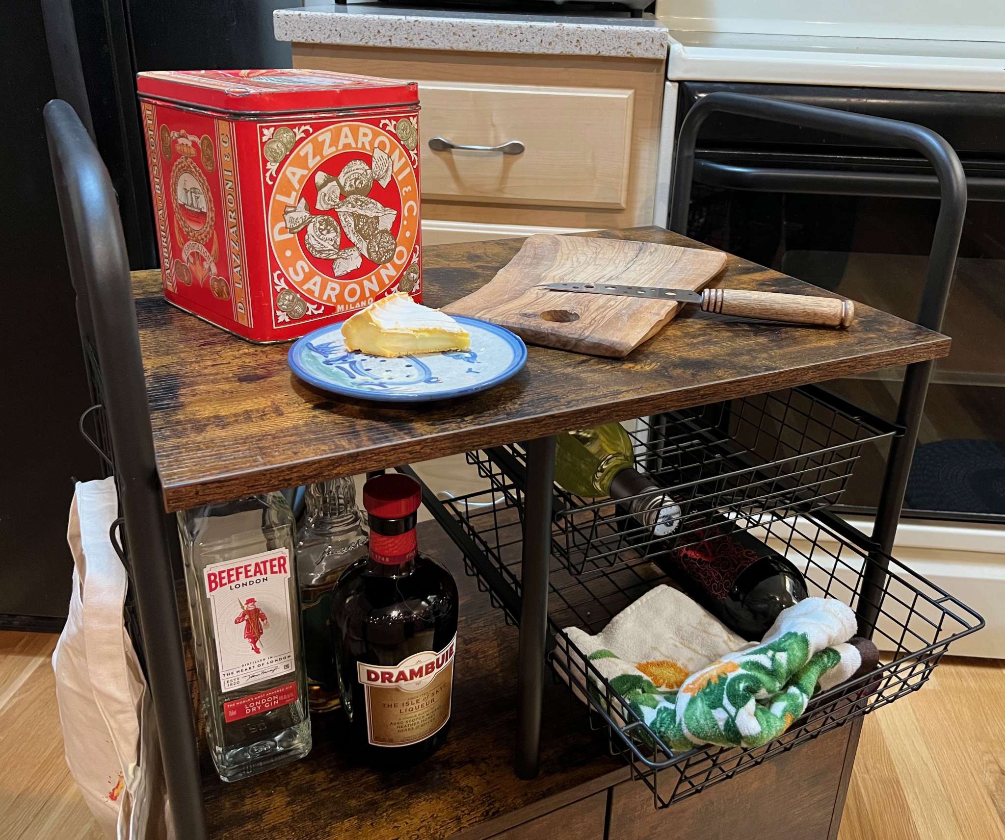 Yitahome Kitchen Trolley review - The Gadgeteer - storytellingco