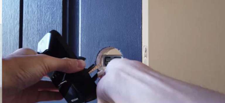 SECURAM EOS Wi-Fi Smart Lock review - The Gadgeteer