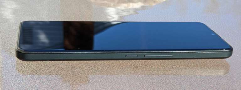 TCL 30 XE 5G smartphone review - Not much to hate for $198! - The Gadgeteer