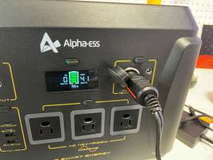 AlphaESS Portable Power Station AP1000 review - many power, much ports ...