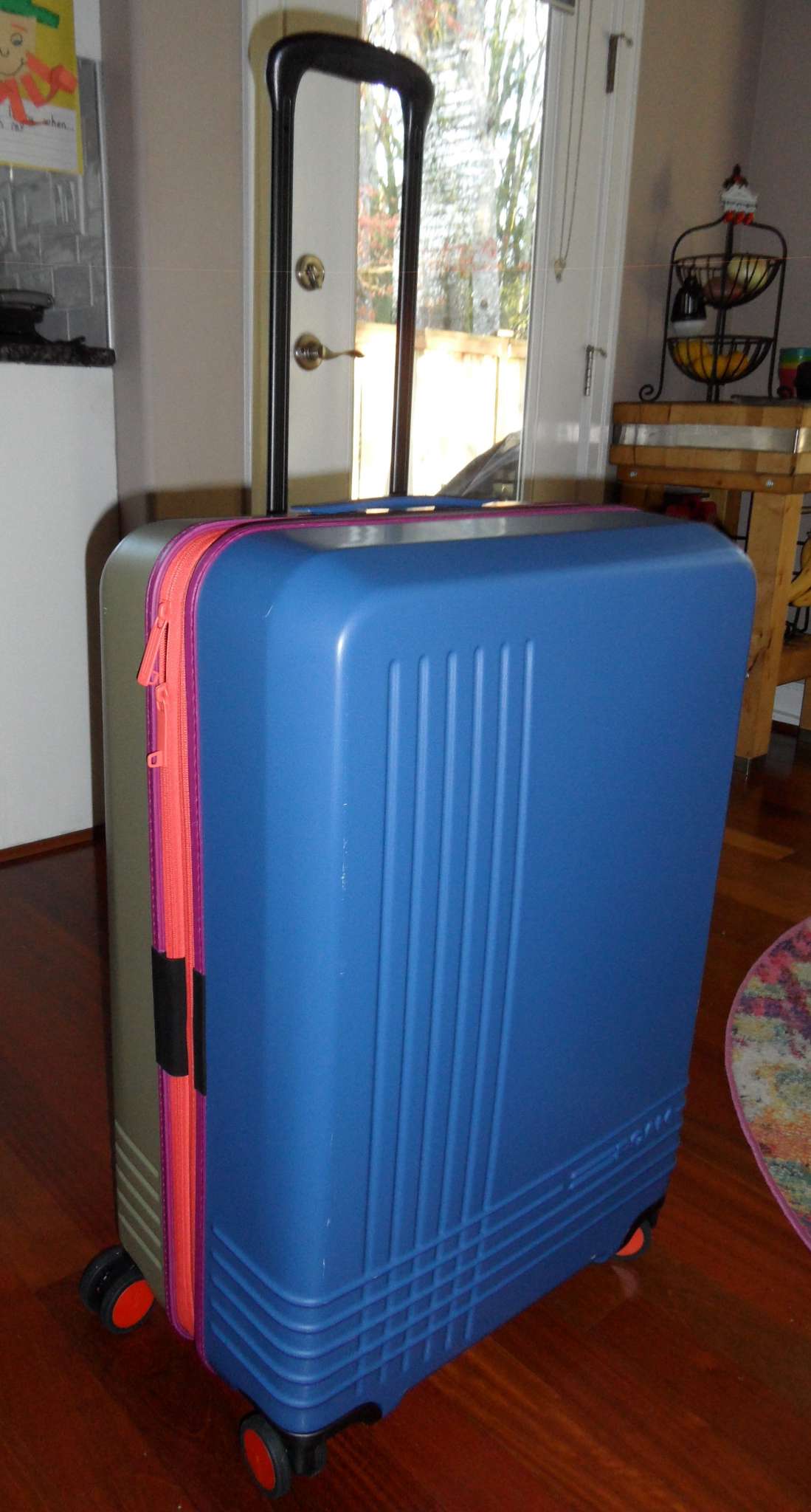 Roam Expedition Expandable luggage review - colorful travel gear - The ...