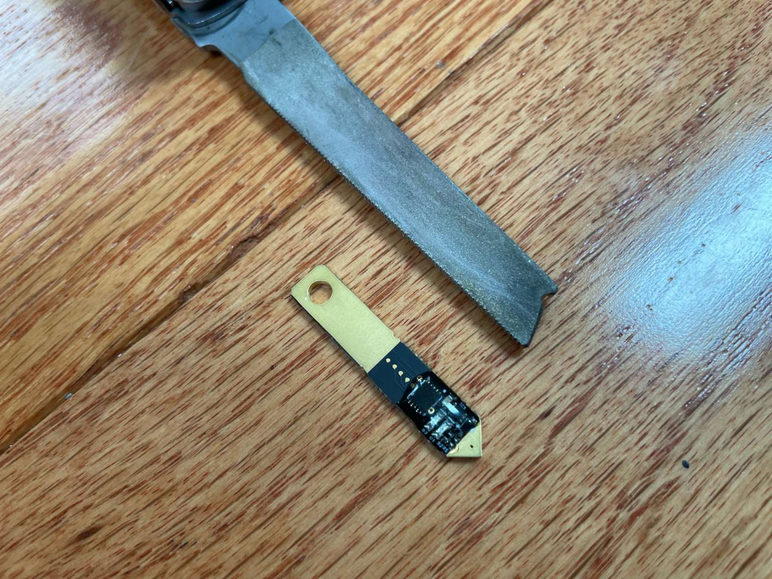 Volty 2.5 - 30V DC voltmeter review - It’s a Leatherman voltmeter in my ...