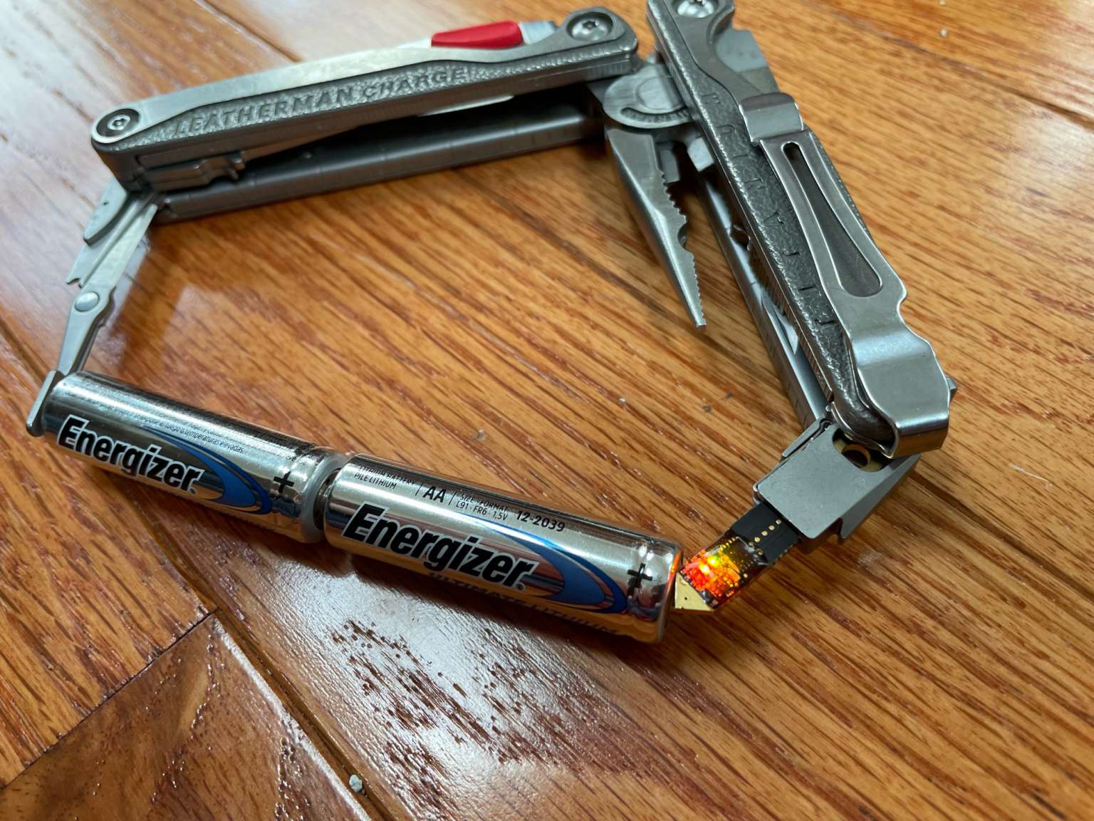 Volty 2.5 - 30V DC voltmeter review - It’s a Leatherman voltmeter in my ...