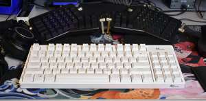 RK Royal Kludge RK89 85% mechanical keyboard review - It ticks a lot of ...
