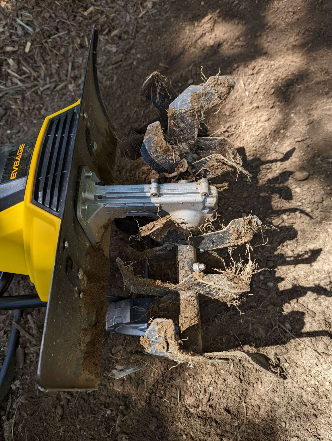 Eveage Corded Electric Tiller review - The Gadgeteer