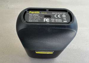 Fanttik X8 Air Inflator review - Palm-sized powered pump packs a punch ...