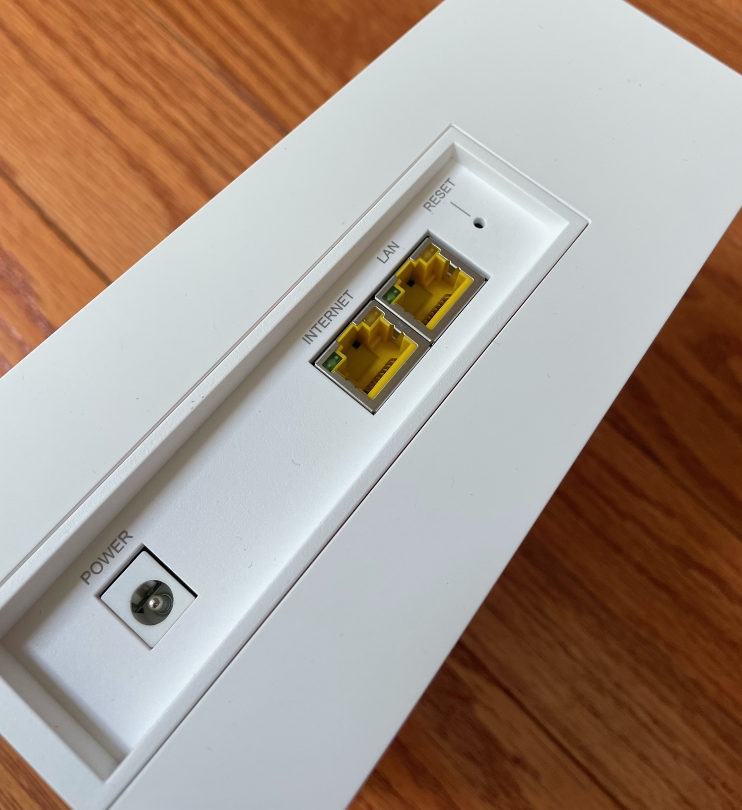 Gryphon AX Tri-Band Mesh WiFi Router review - Crazy fast with oodles of ...