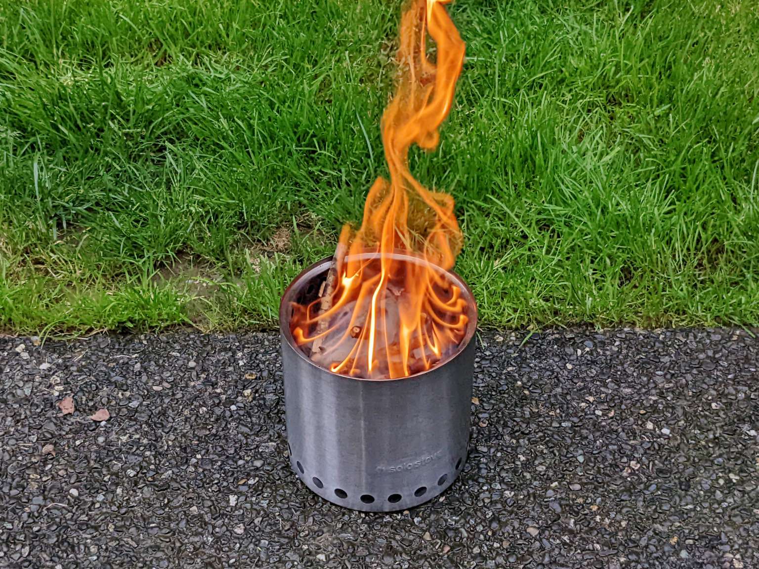 Solo Stove Campfire review - Bring the heat everywhere you go with this ...