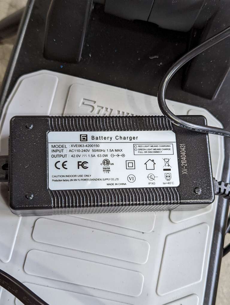 5th Wheel M2 electric scooter review - it's one rad ride - The Gadgeteer