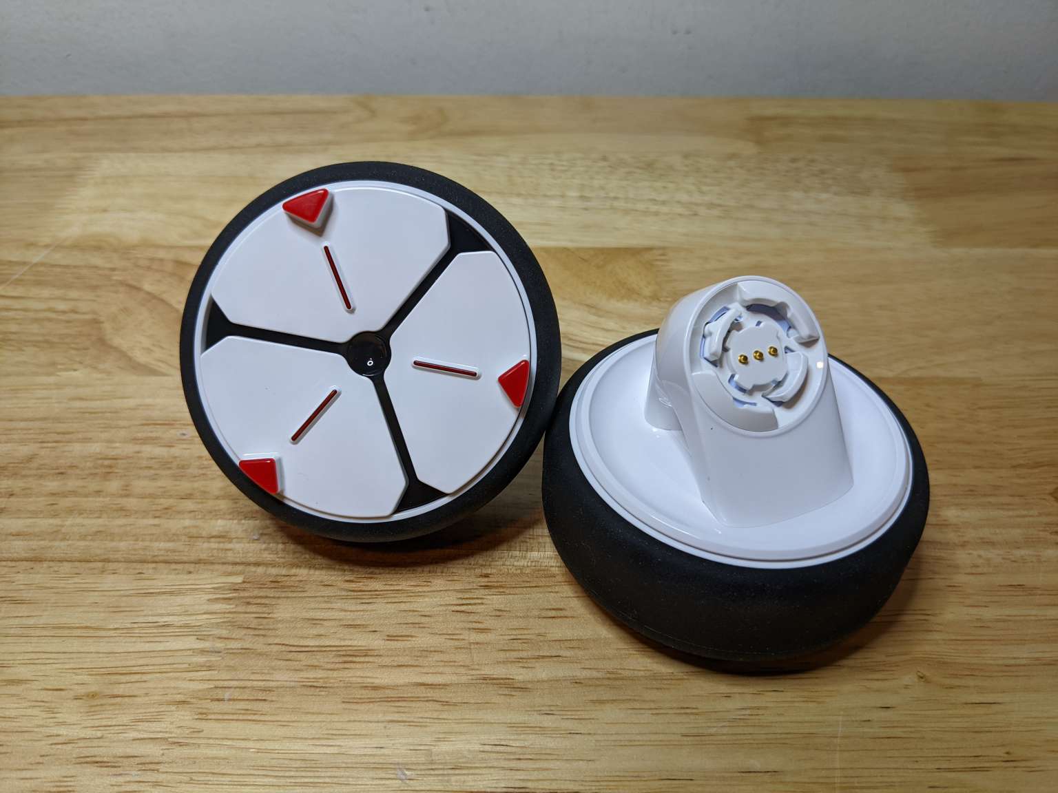 ClicBot Standard Robotics Kit review - This might be the droid you're ...