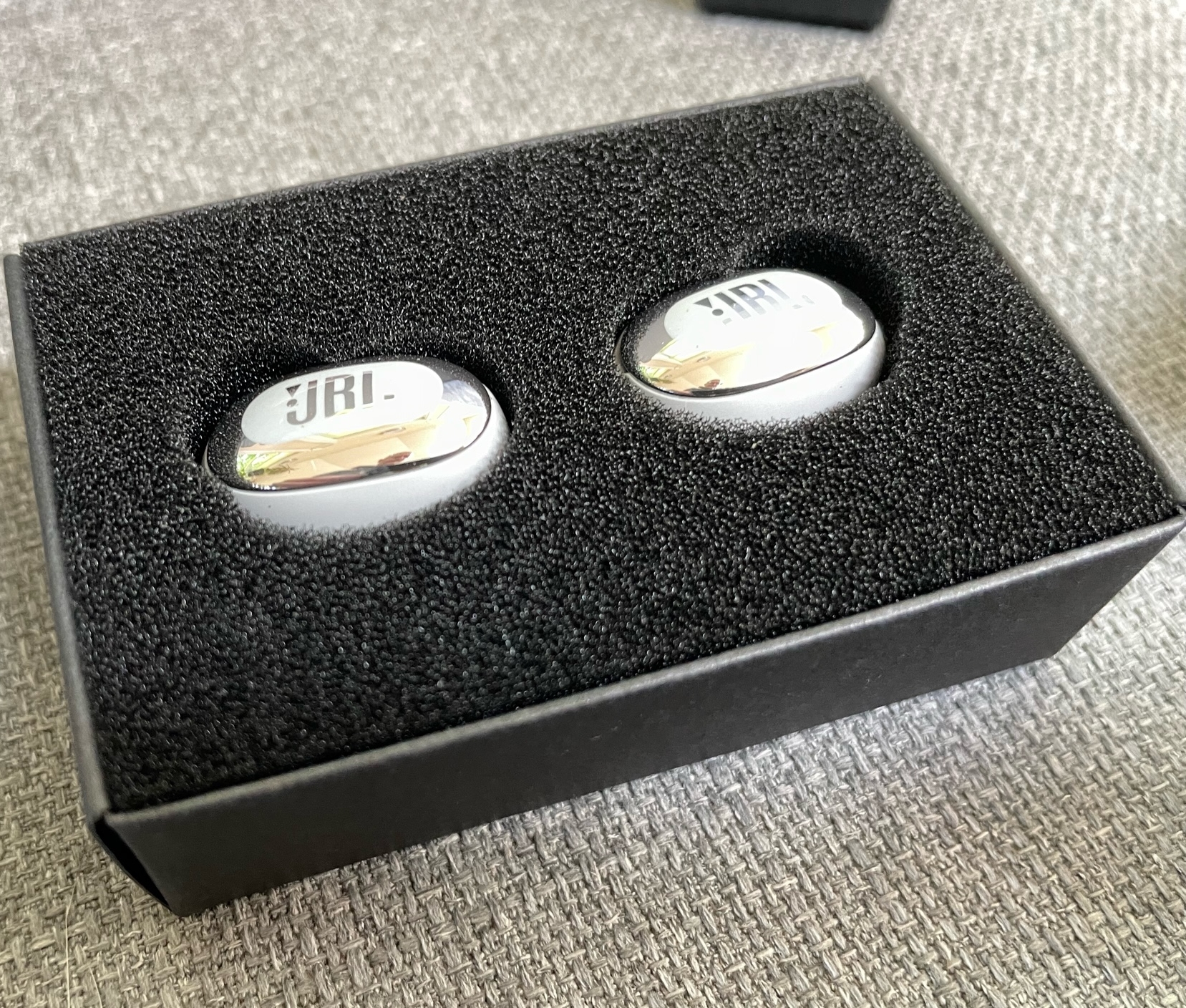 JBL Live Free 2 Bluetooth Earbuds review - Feature-packed, active noise ...