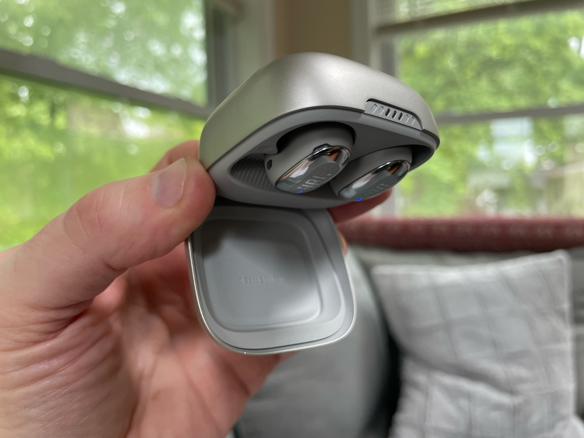 JBL Live Free 2 Bluetooth Earbuds review - Feature-packed, active noise ...