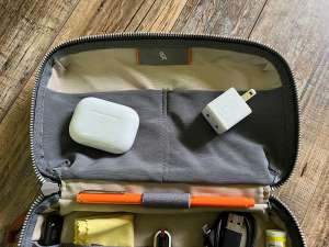 Bellroy Tech Kit and Classic Pouch review - Perfect pouches for ...