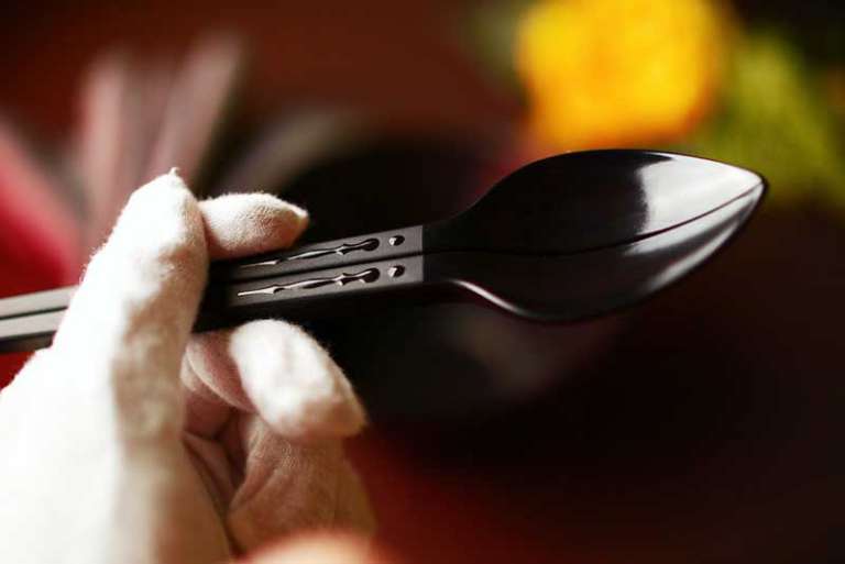 Chopsticks for people who are terrible at using chopsticks! - The Gadgeteer