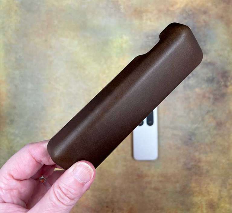 Nomad Siri Remote for Apple TV leather cover review - Adds AirTag ...