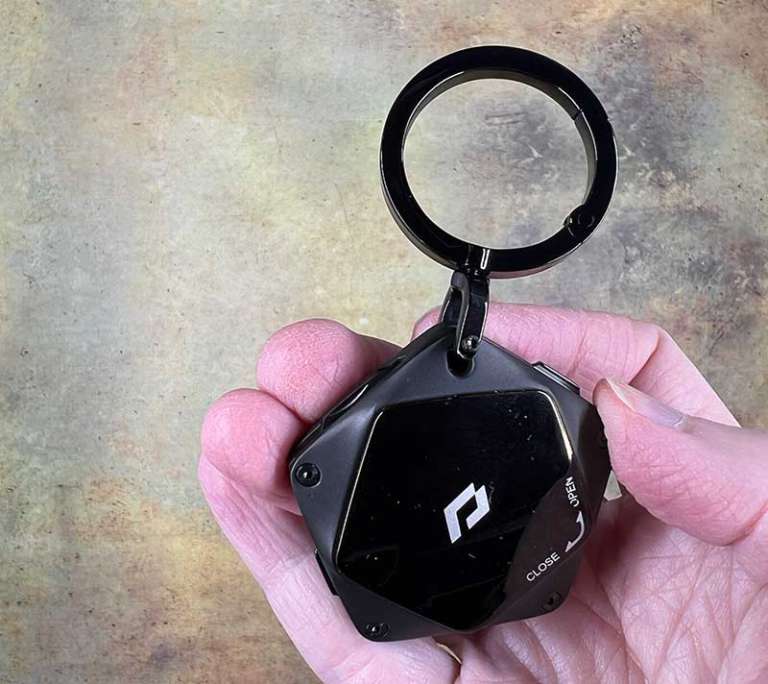 PITAKA Pita!Tag multi-tool review - An AirTag case with 4 built-in ...