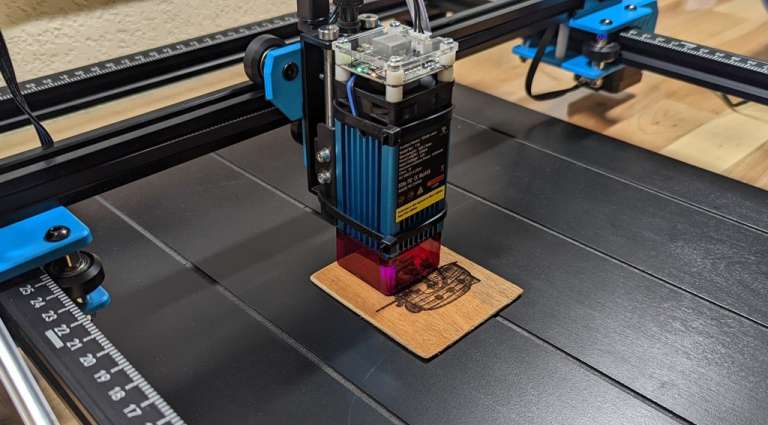 Two Trees TTS-55 DIY Laser Engraving and Cutting Machine review ...