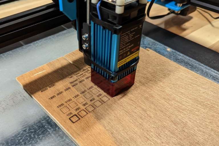 Two Trees TTS-55 DIY Laser Engraving and Cutting Machine review ...