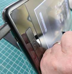 Huion Kamvas Pro 13 (2.5K) Pen display tablet review – Pro doesn't ...