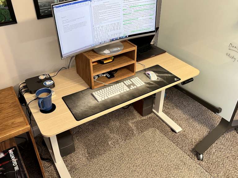 Maidesite Pro Series 55 Standing Desk review - The Gadgeteer