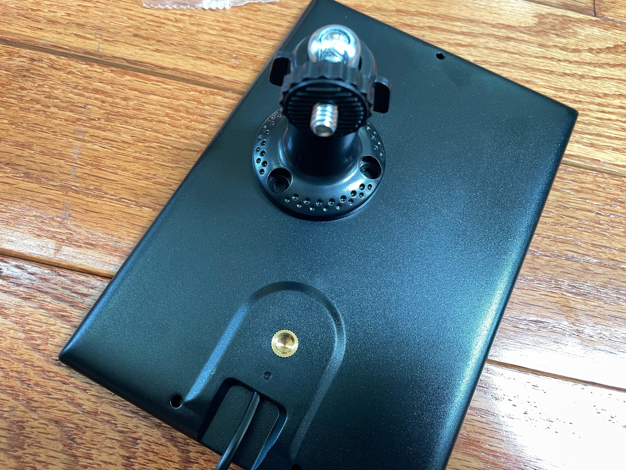 Euki ZY-E3 solar-powered Wifi security camera review – Prevent porch ...