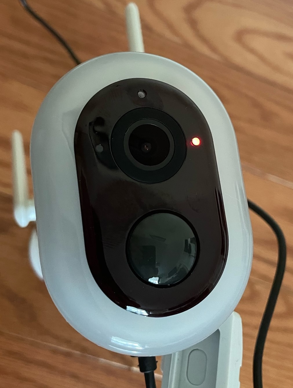 Euki ZY-E3 solar-powered Wifi security camera review – Prevent porch ...