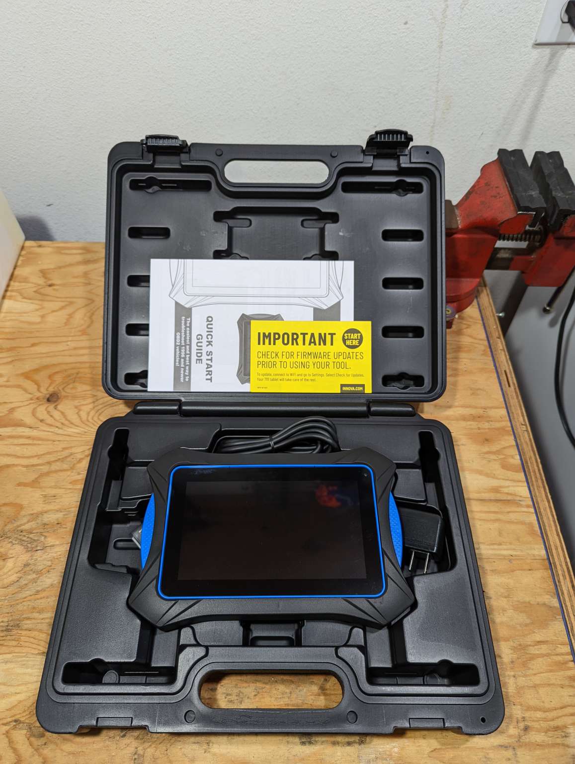 Innova 7111 Smart Diagnostic System OBD Scanner Tablet review ...