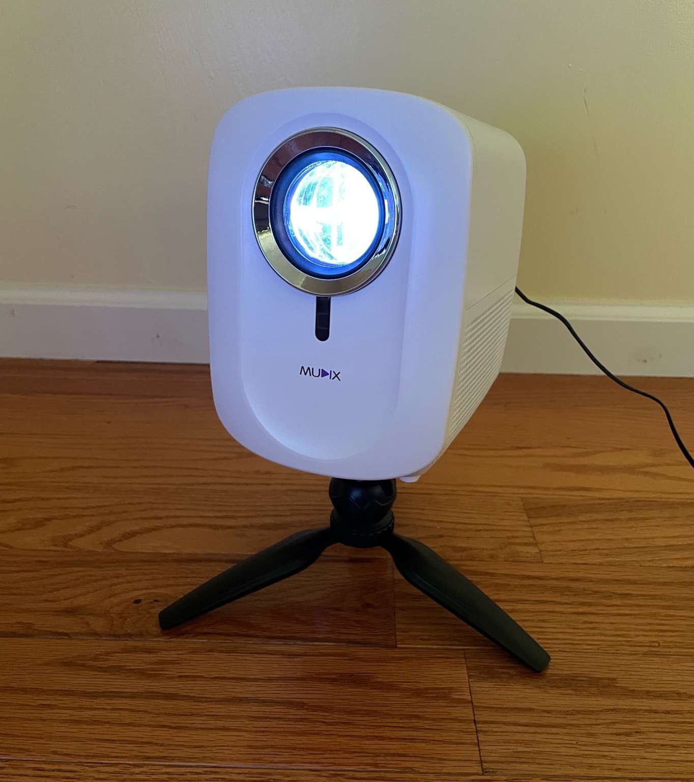 Mudix S2 1080P video projector review- Big-screen goodness for a pretty ...