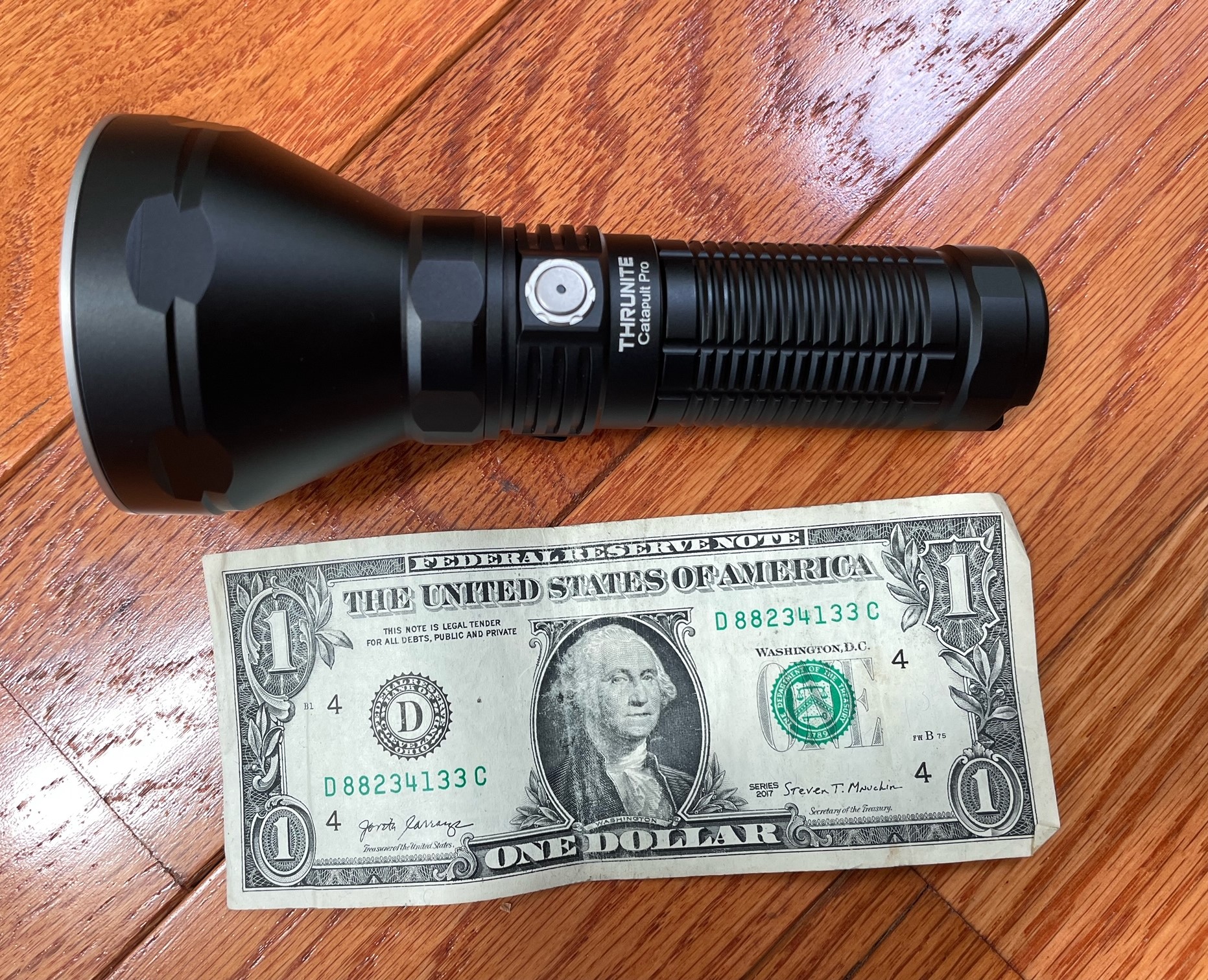 ThruNite Catapult Pro Flashlight review - Formidable flashlight fun ...