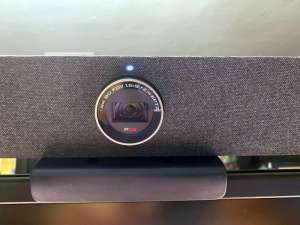 Poly Studio P15 Personal Video Bar review - A one piece total video ...