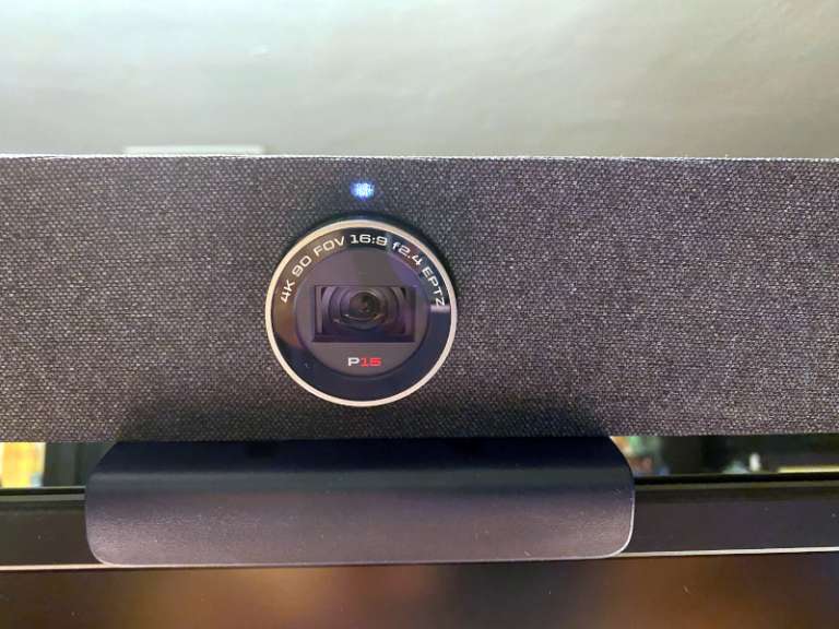 Poly Studio P15 Personal Video Bar review - A one piece total video ...