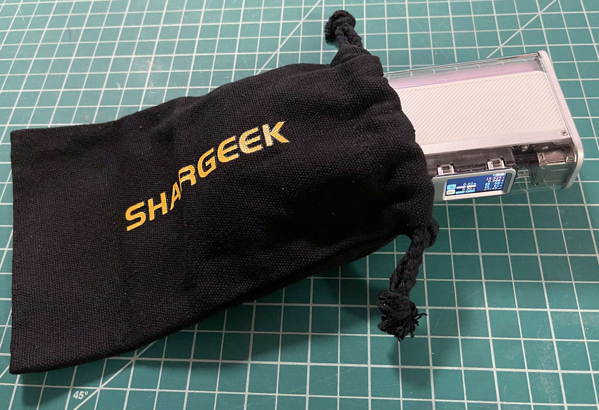 Shargeek Storm2 Slim power bank review – It’s fast, it’s small, it’s ...