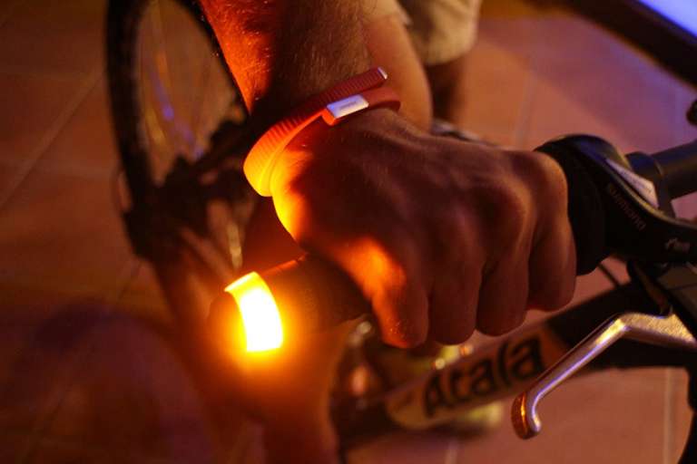 Stay safe and be seen with CYCL WingLights handlebar turn signals - The ...