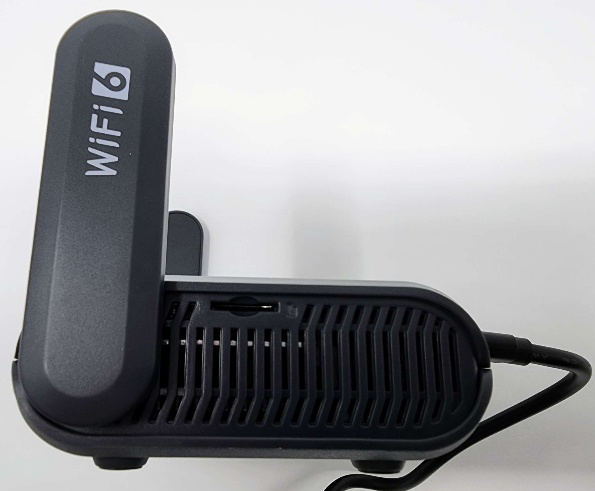 GL-iNet Slate AX WiFi 6 gigabit wireless travel router review - Safety ...