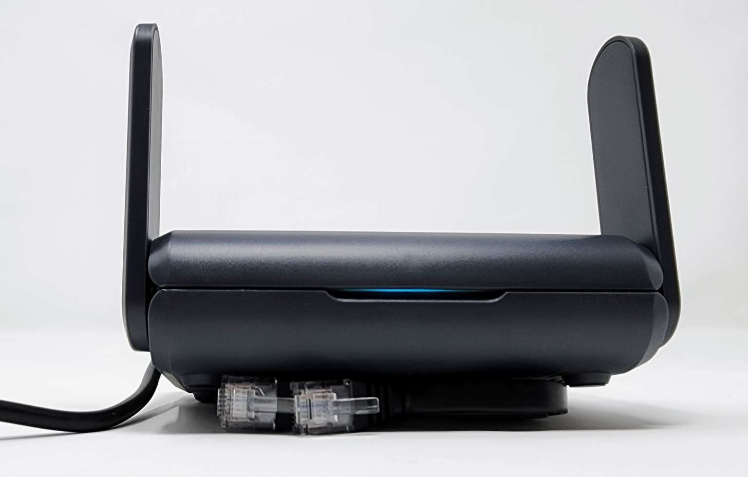 GL-iNet Slate AX WiFi 6 gigabit wireless travel router review - Safety ...