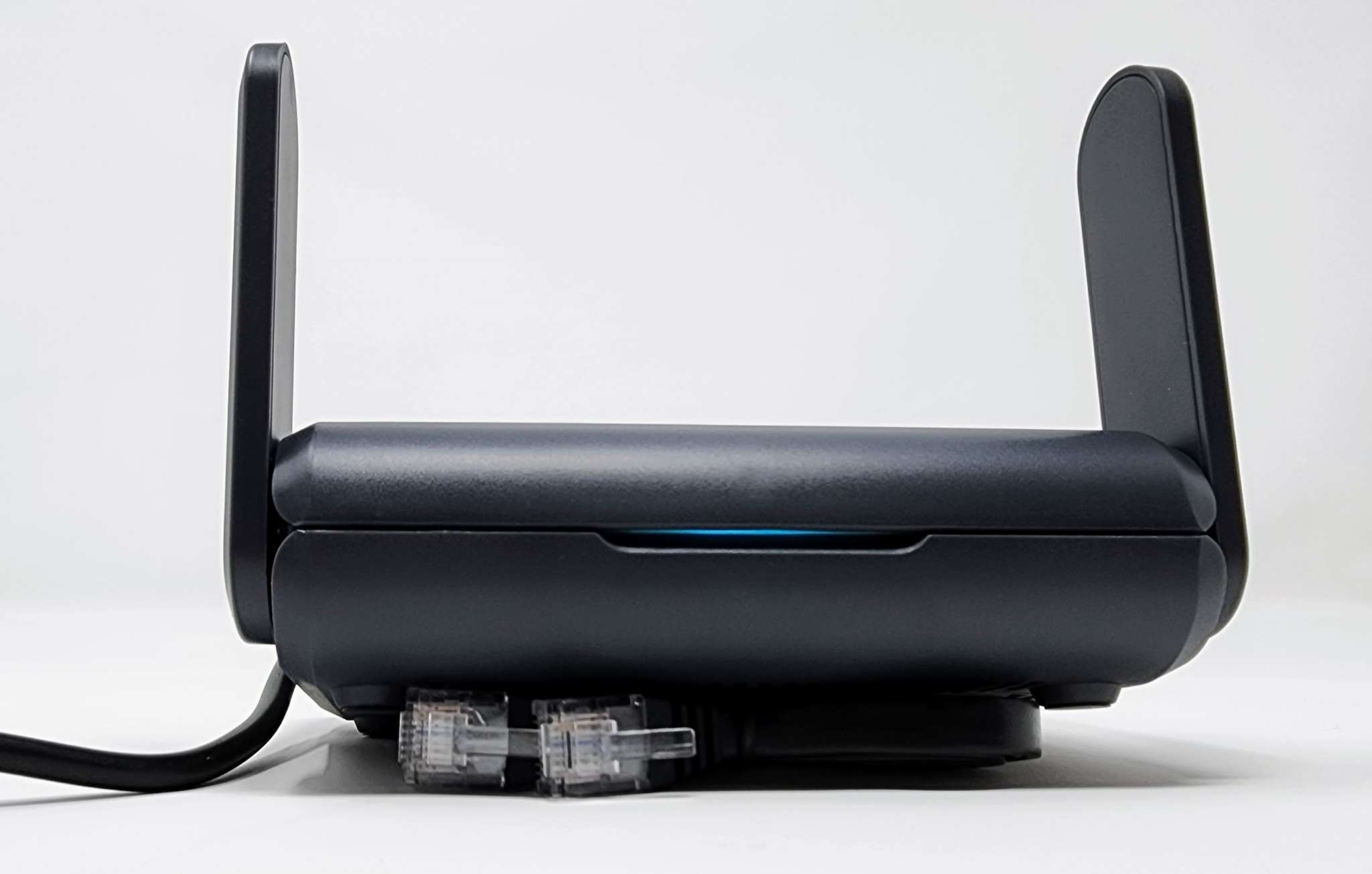 GL-iNet Slate AX WiFi 6 gigabit wireless travel router review - Safety ...