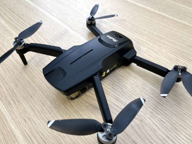 Ruko F11 MINI Drone review - small size, but not for beginners - The ...