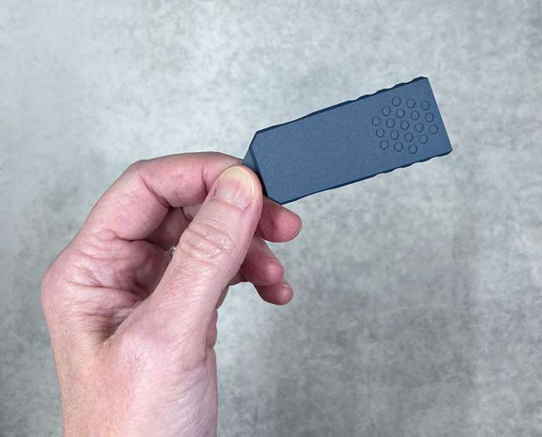 TEC Neo-Spec Pocket Magnifier review - Tiny 5x magnifier for your EDC ...