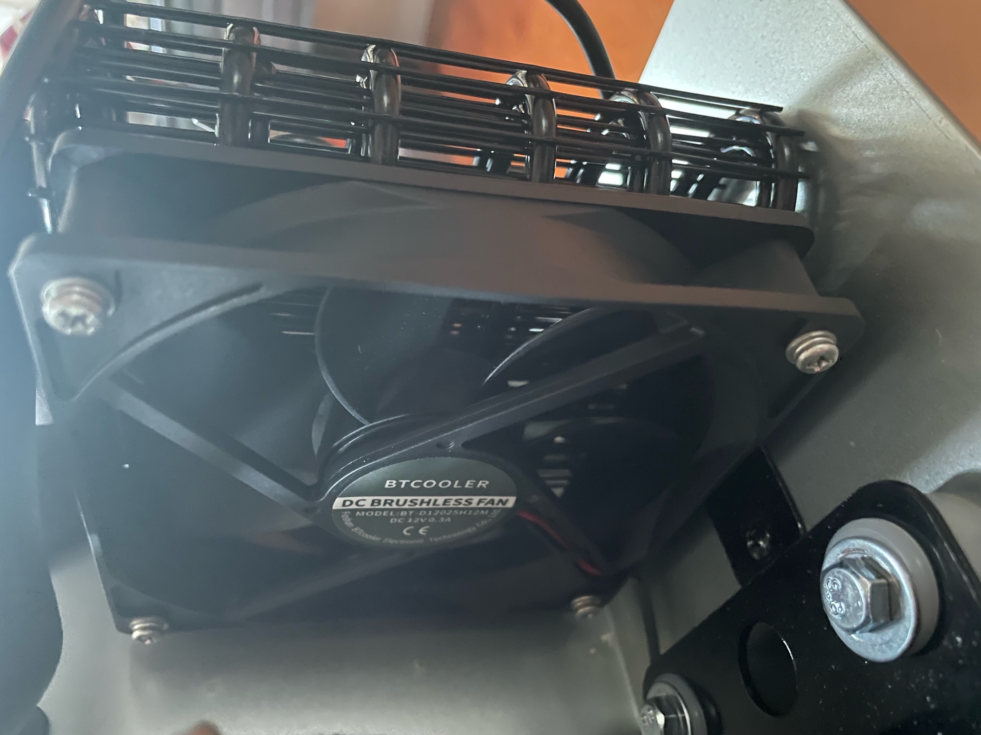 Bodega 12/24-volt RV Refrigerator review – Portable cooling when you ...