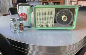 Muzen Original III AM/FM Radio & Bluetooth Speaker review - Back to the ...