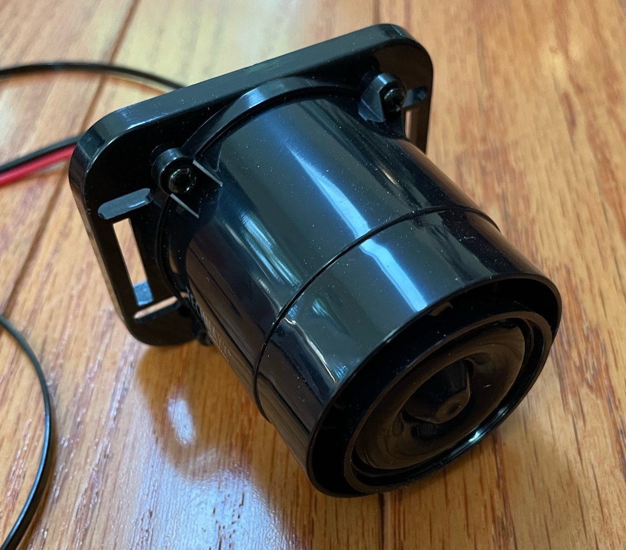 Technaxx TX-168 Pro universal car alarm review - Portable protection ...