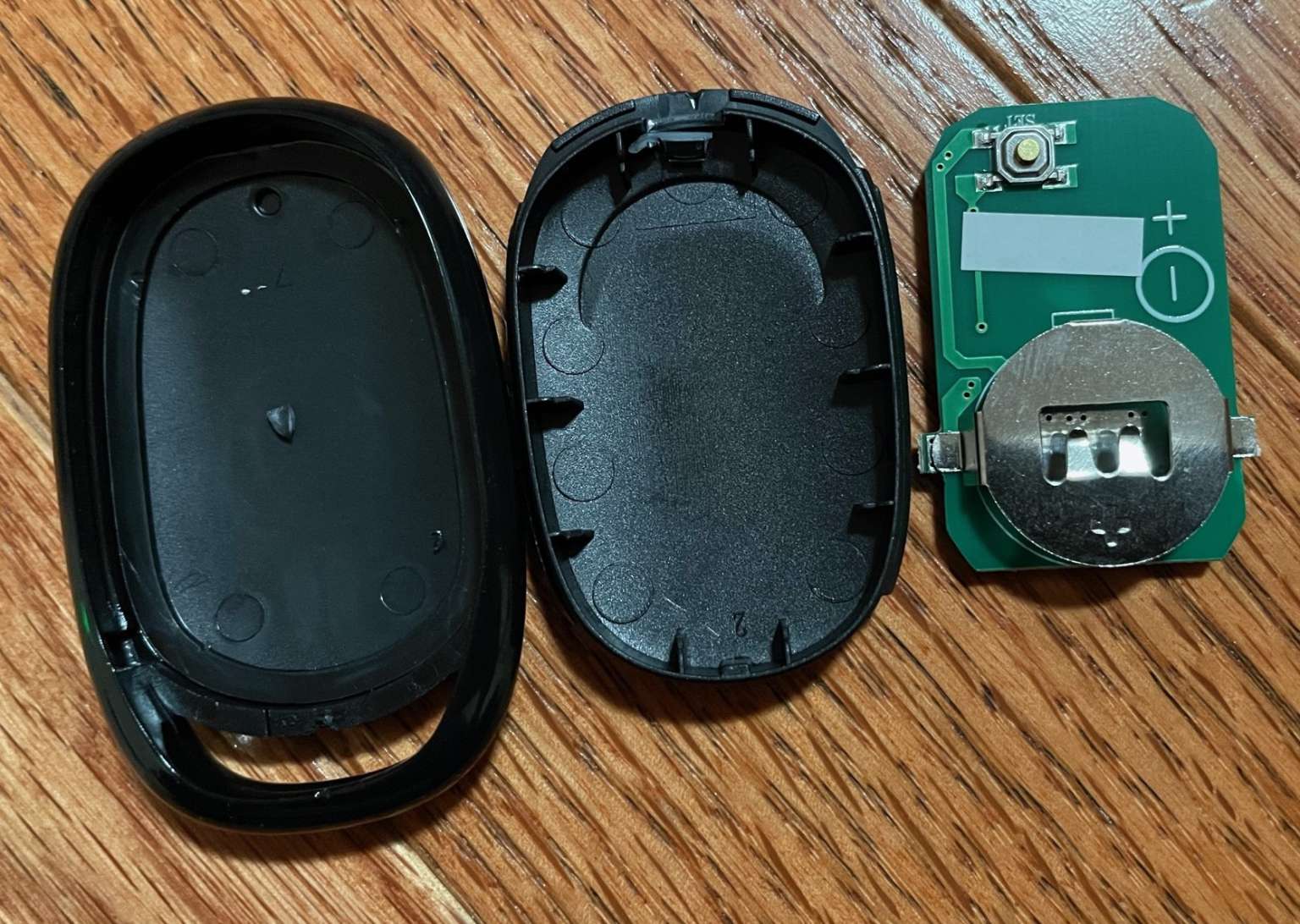 Technaxx TX-168 Pro universal car alarm review - Portable protection ...