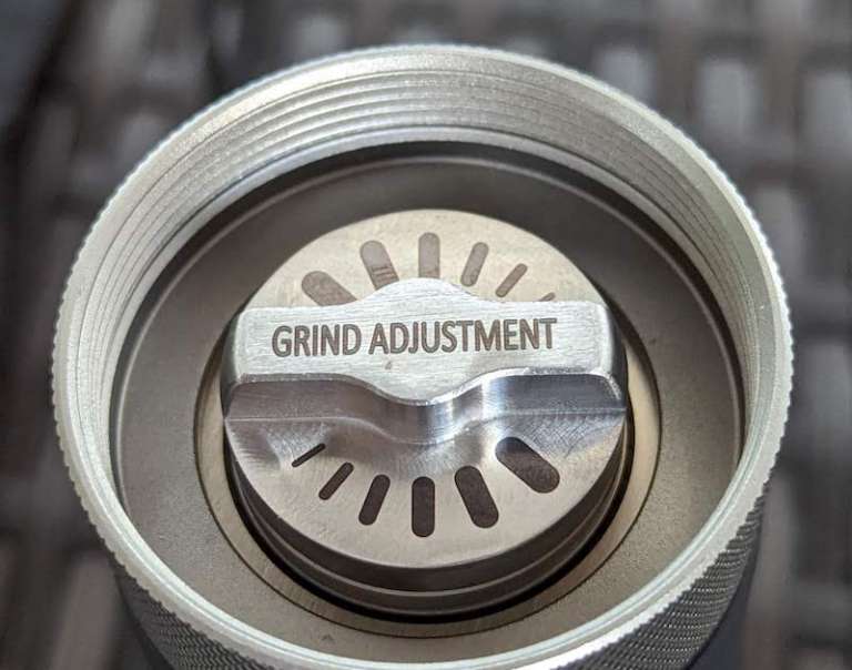 Wacaco Exagram timer / scale and Wacaco Exagrind hand coffee grinder ...