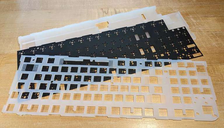 Whatgeek Dukharo VN96WAP barebones DIY mechanical keyboard kit review ...