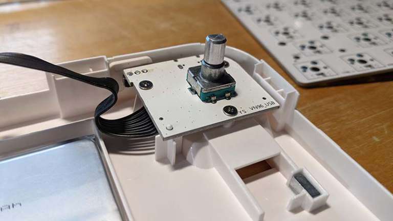 Whatgeek Dukharo VN96WAP barebones DIY mechanical keyboard kit review ...