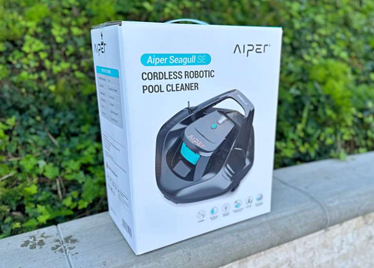 Aiper Seagull SE cordless robotic pool cleaner review - An affordable ...
